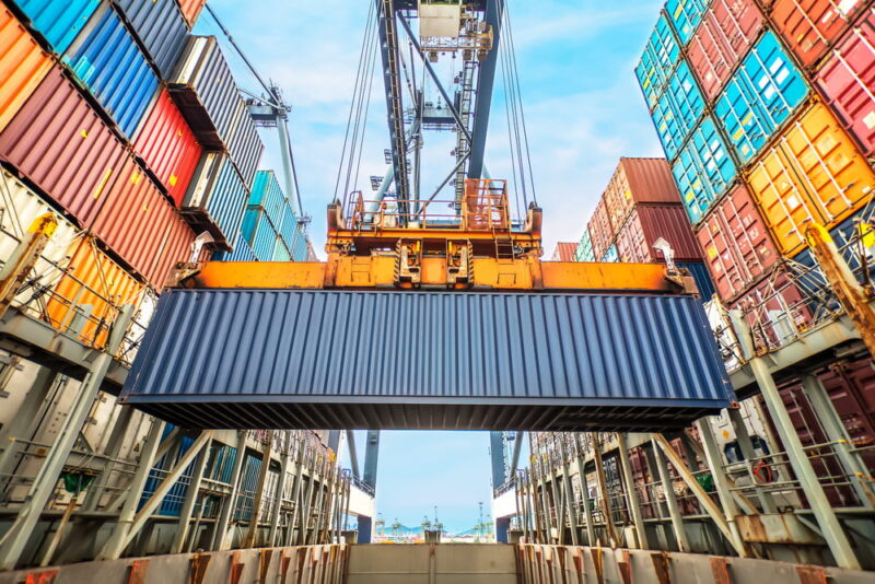 5 Simple Steps To Build Sustainable Shipping Containers